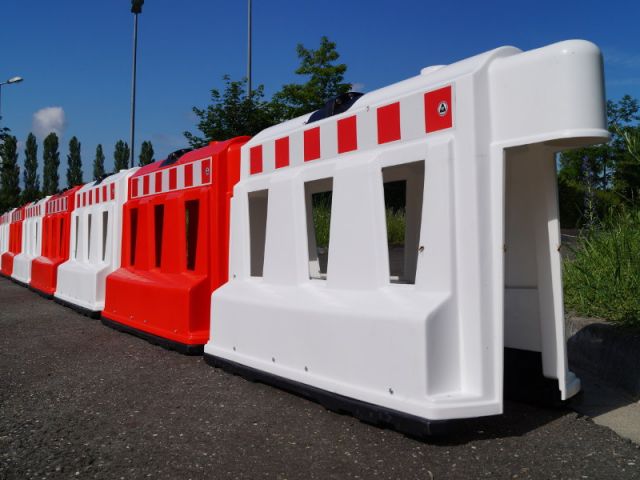 Absperrpfosten 70 x 70 mm, herausnehmbar | HONERKAMP facilityprotection ...